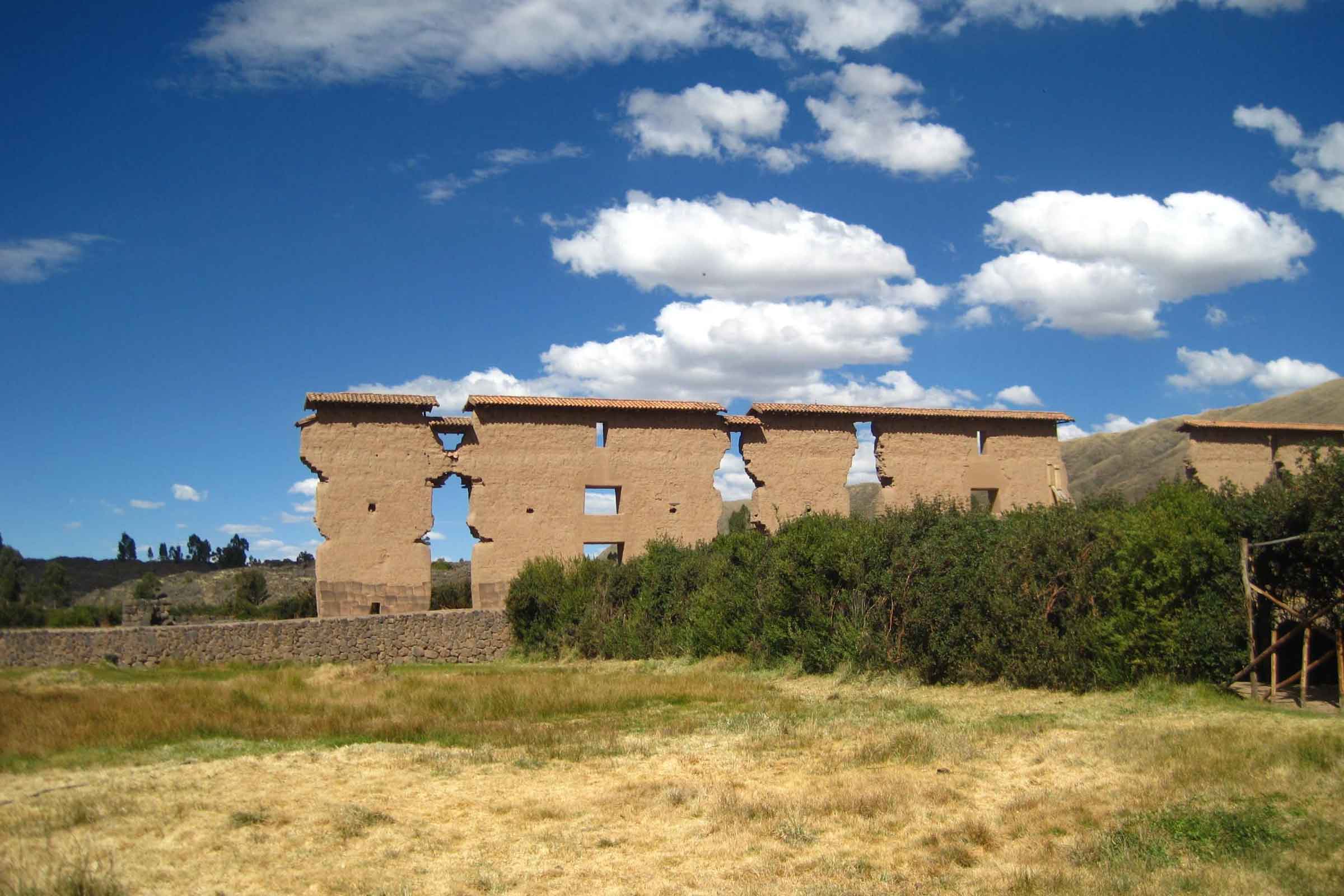 Bus from Cusco to Lake Titicaca Full Day - Quechuas Expeditions